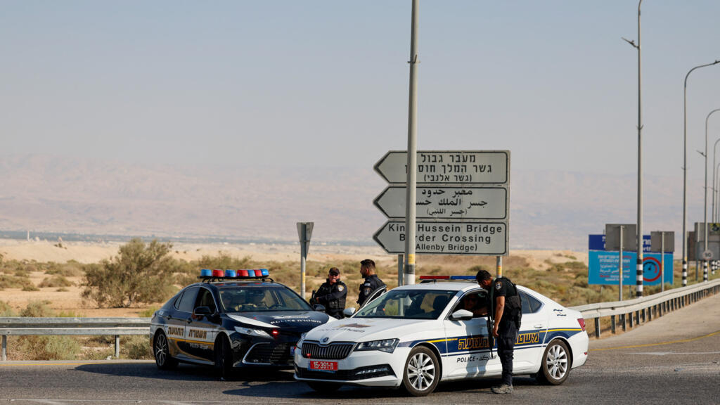 Attacker opens fire at crossing between West Bank and Jordan, killing ...