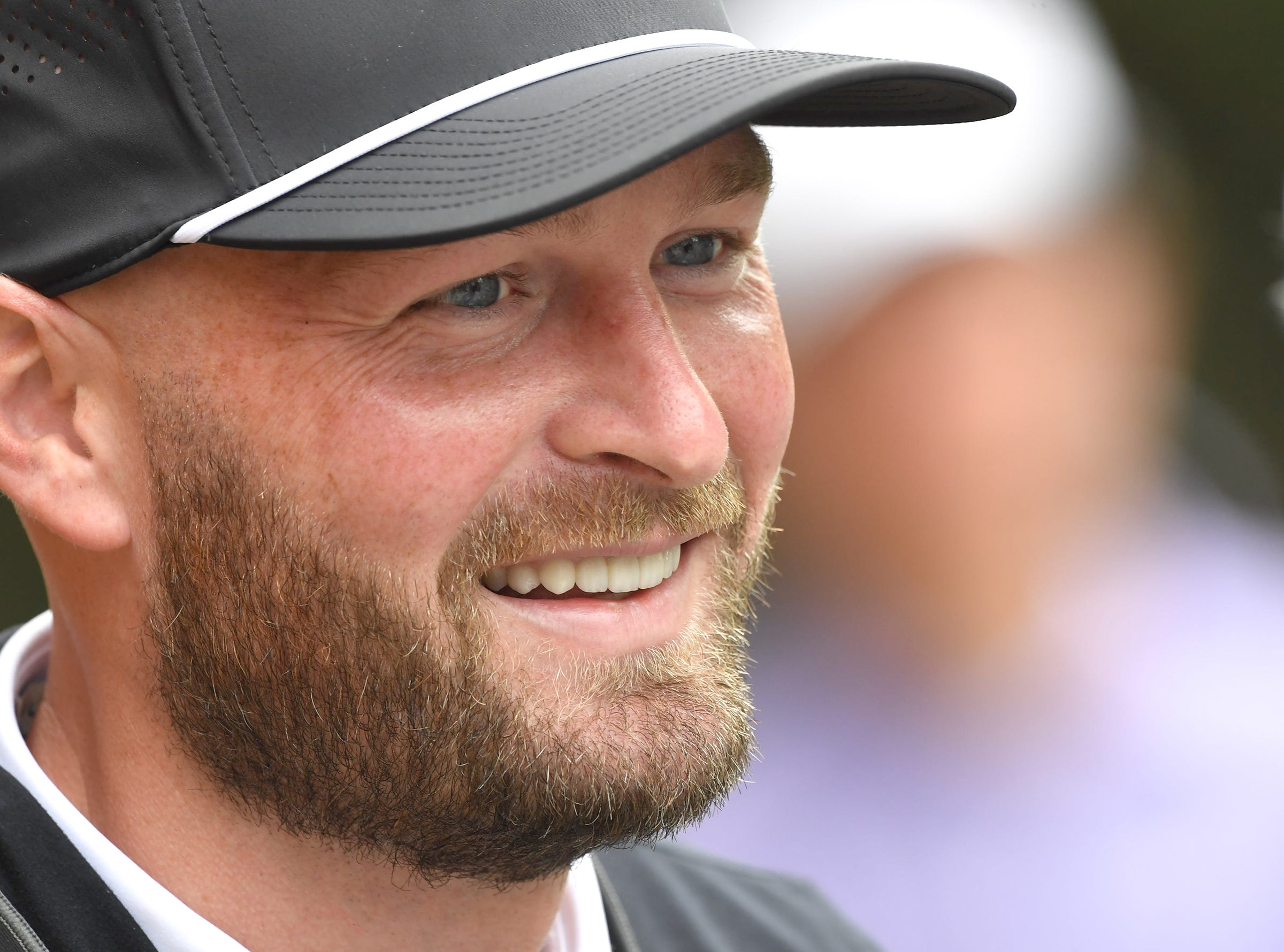 Connor Shaw fires up crowd at South Carolina football vs Kentucky game ...