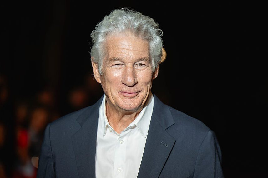 Boos fill Wembley Arena after Richard Gere calls out Donald Trump as he ...