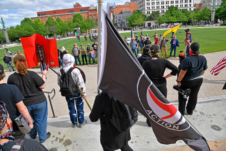 Who is antifa? Is it in California? What to know about the movement ...