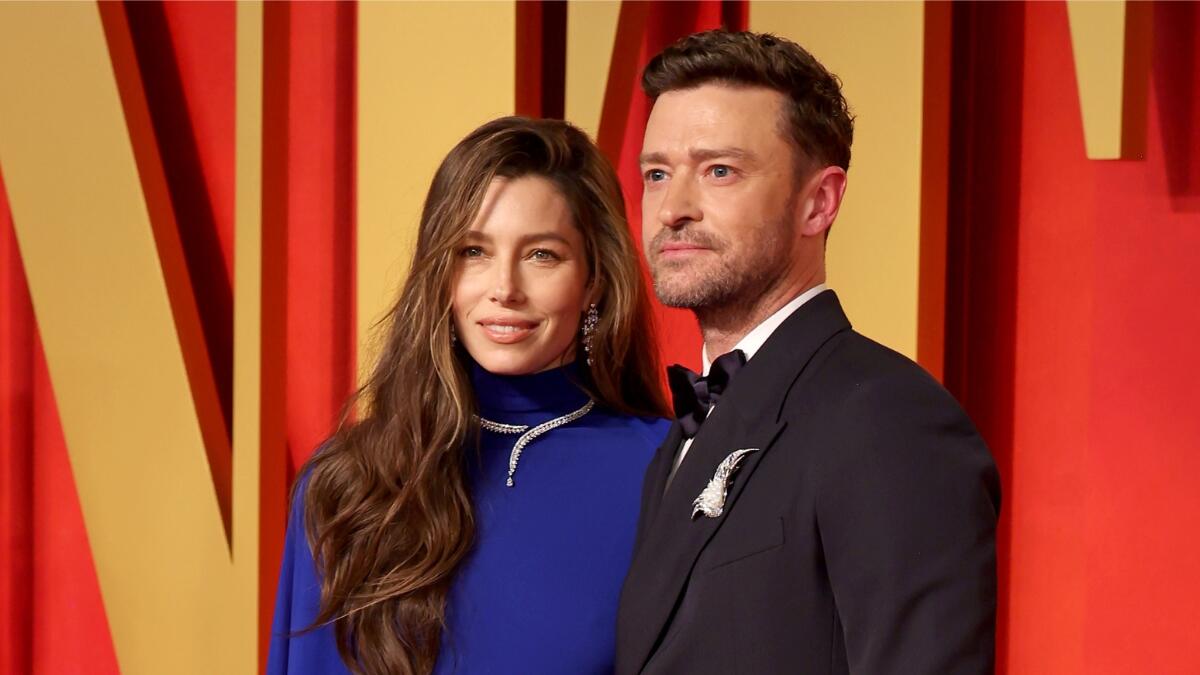 Justin Timberlake & Jessica Biel Learning 'New Normal' Amid Health Struggle