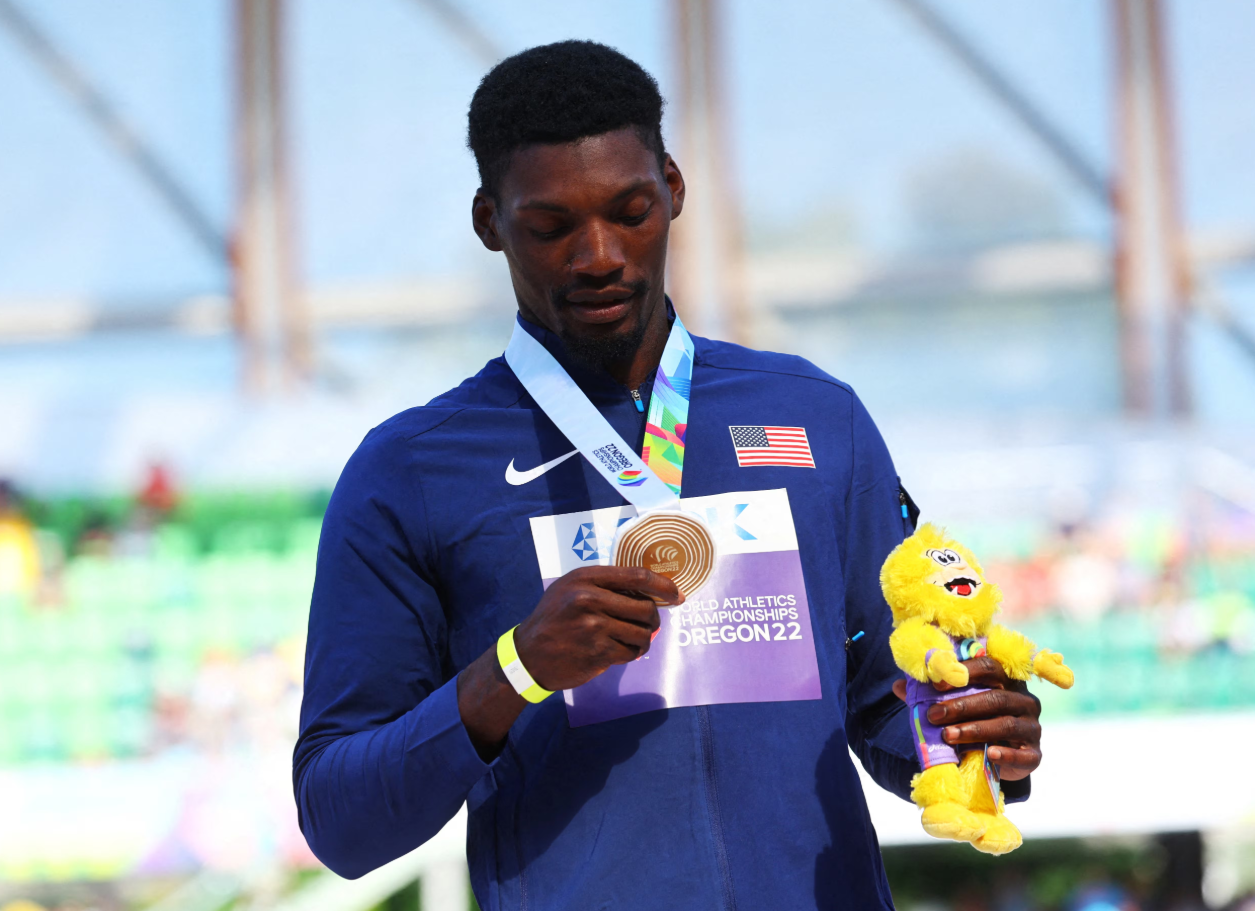 Cựu vô địch 100m gia nhập giải đấu cho phép dùng doping