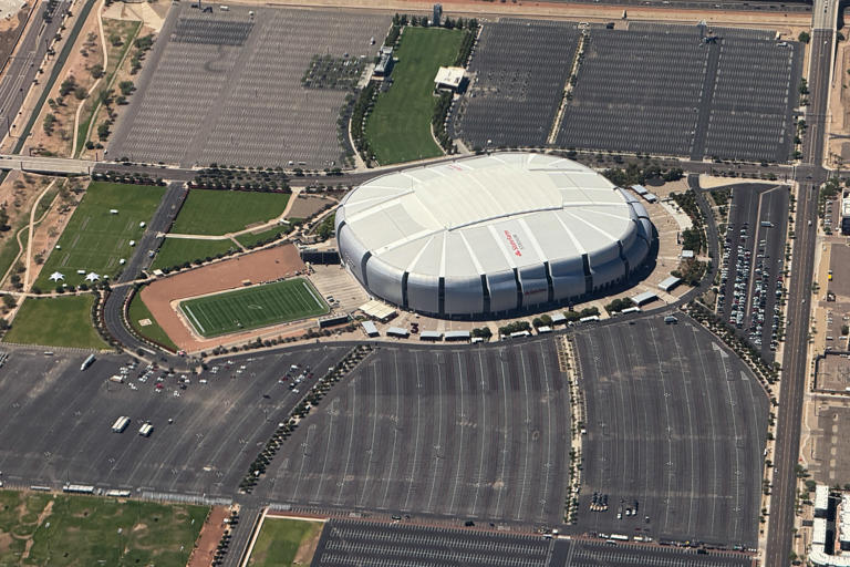 Armed man arrested outside State Farm Stadium in Glendale ahead of ...