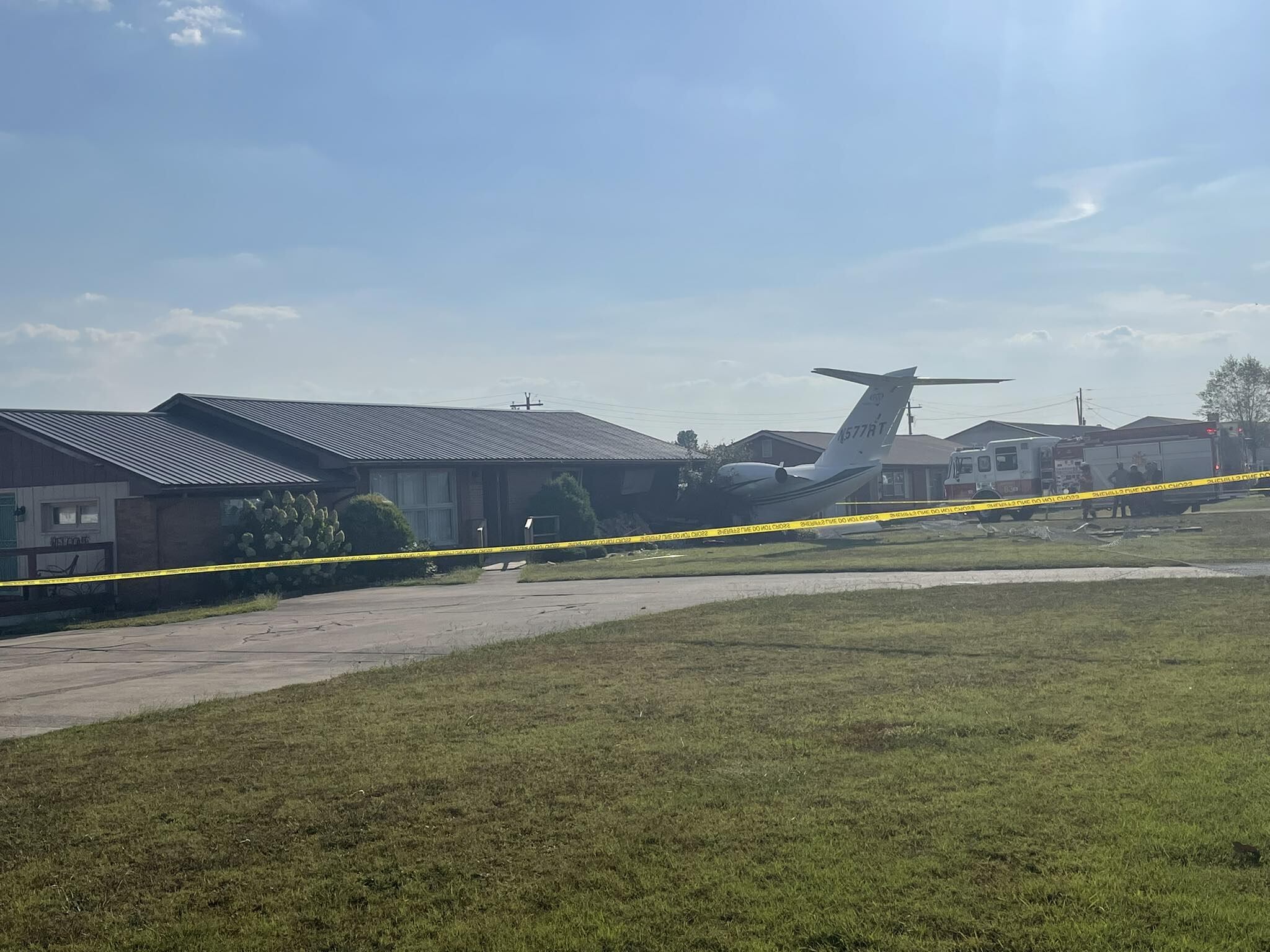 Plane ran off runway, crashed into corner of home in western Ky.