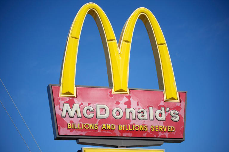Grab 50-cent McDonald’s cheeseburgers and more deals for National ...