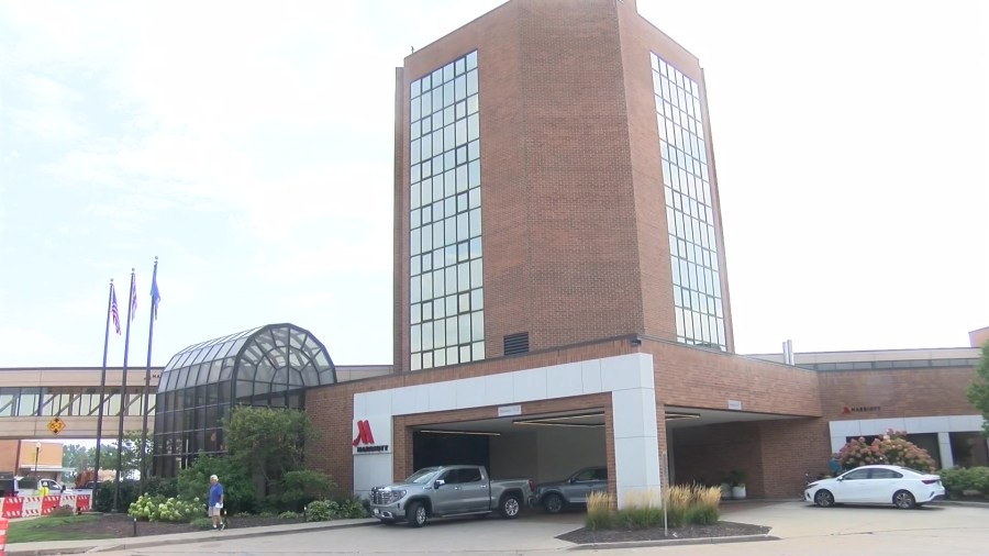 Oshkosh Marriott Waterfront Hotel celebrates grand opening along Fox River