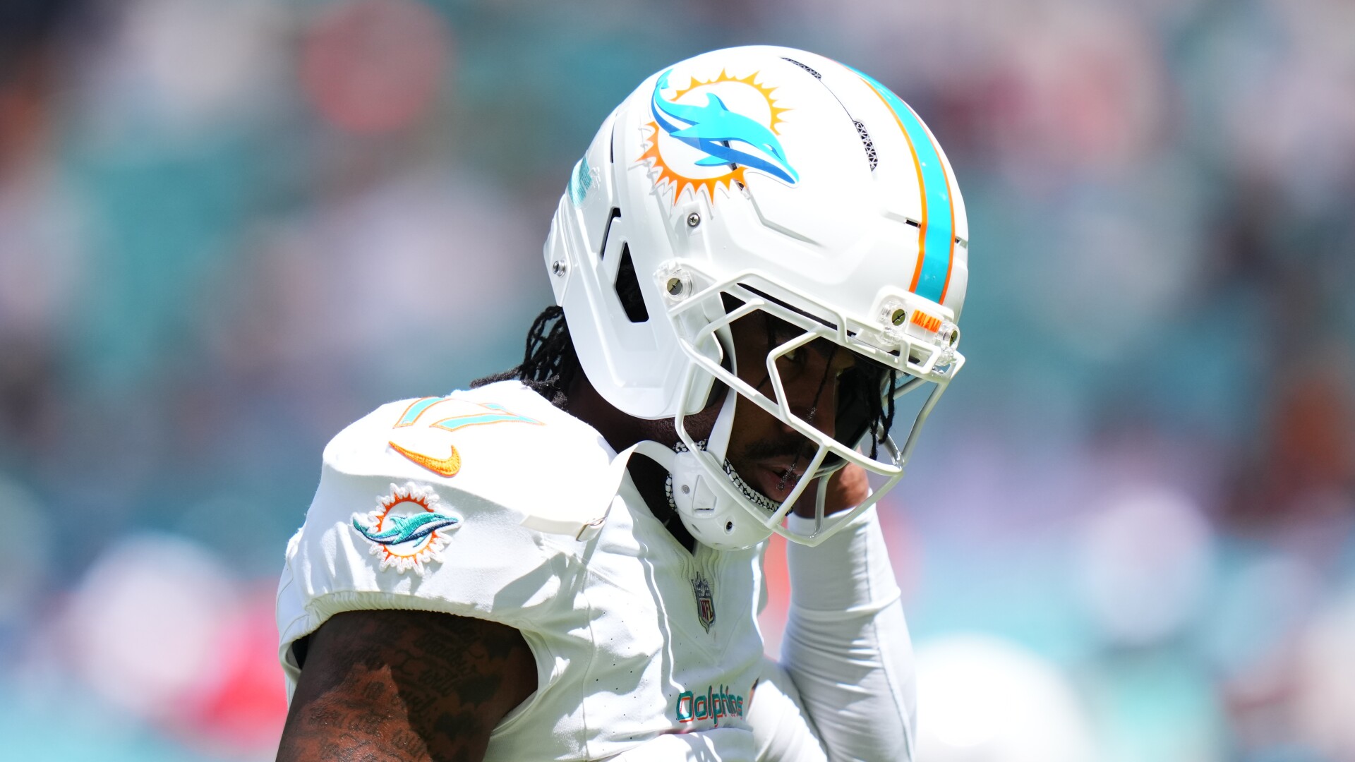 Thursday Night Football: Jaylen Waddle, Chop Robinson are active for ...
