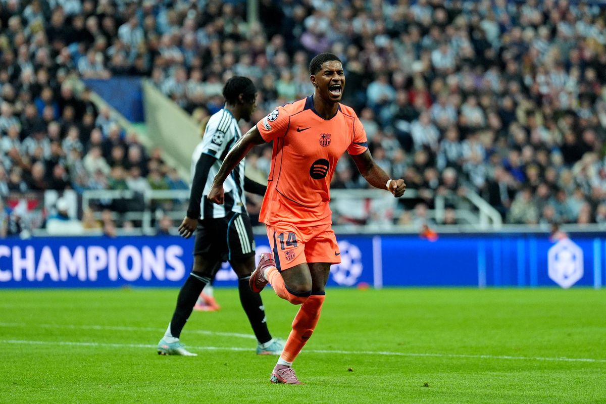 Congressional Staffer Dies After Catching Fire. Her Mom Says She Made ...