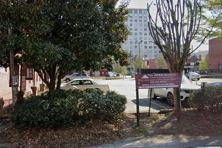 Outrage as ‘noose-like rope’ found hanging from a tree outside of ...