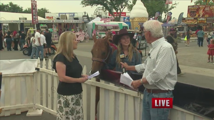 Tehachapi teen competes in barrel race at Kern County Fair, places 3rd
