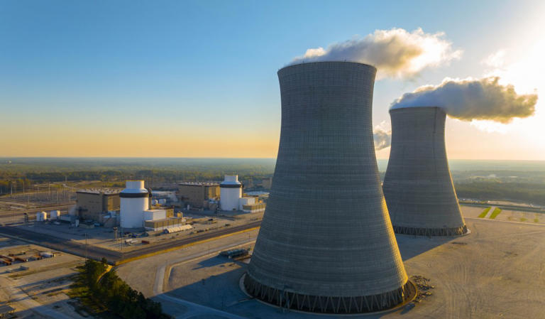 Trump, Starmer sign $350B tech deal to spur AI, nuclear energy and ...