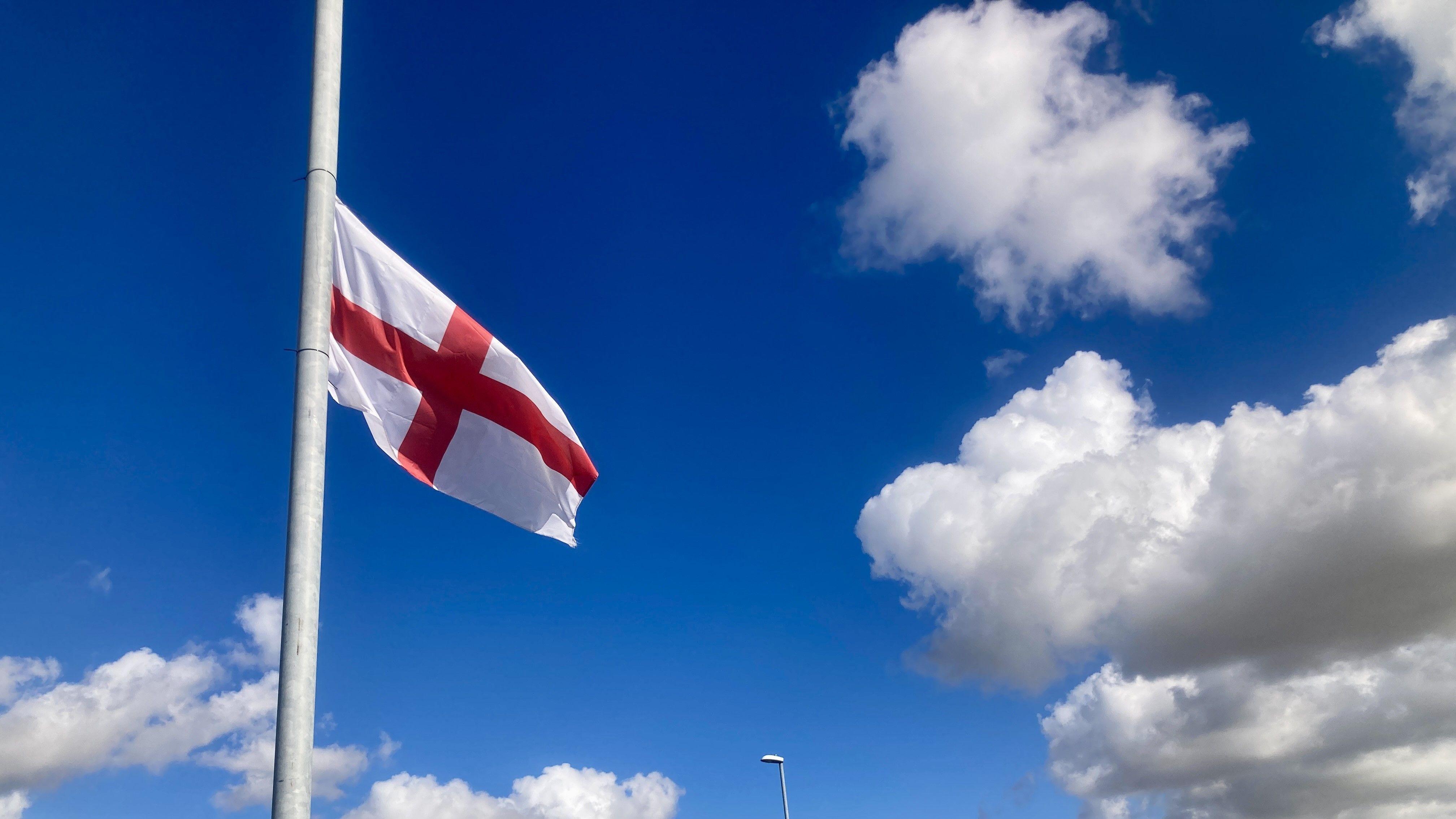 Council removes union jacks and St George's flags