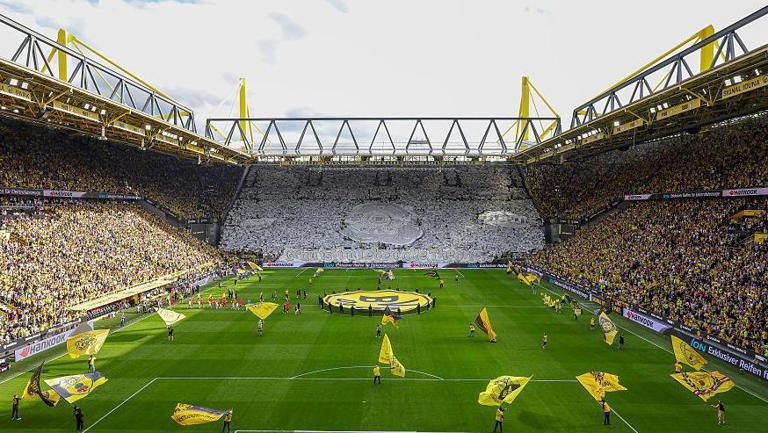 Football team sorry over TikTok mocking woman's stammer
