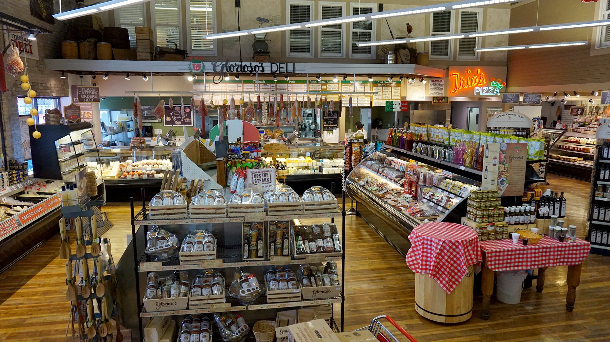 This Milwaukee market was named among top 25 international grocery ...