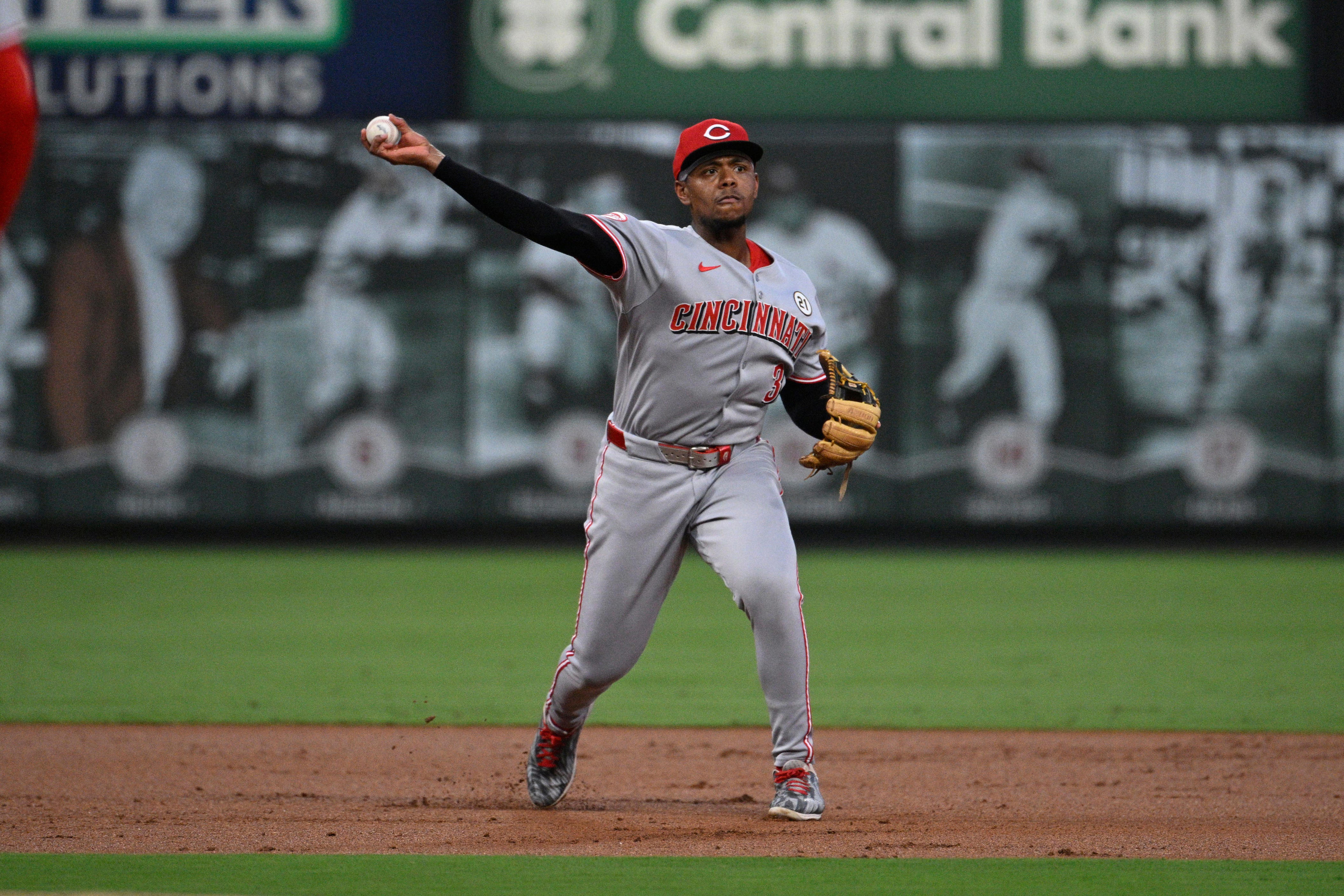 Terry Francona: Reds' Ke'Bryan Hayes sitting vs. Cubs due to ...