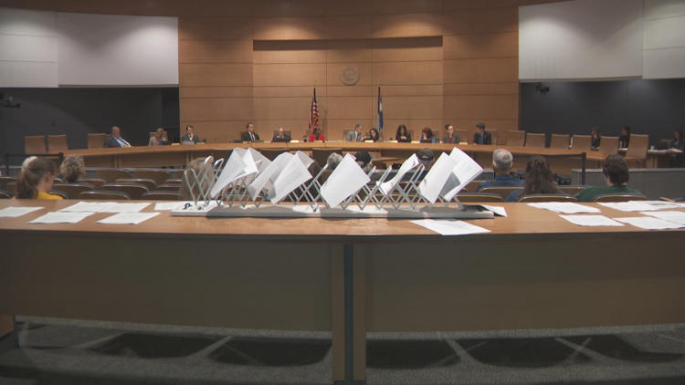 Senate working group on gun violence prevention highlights deep ...