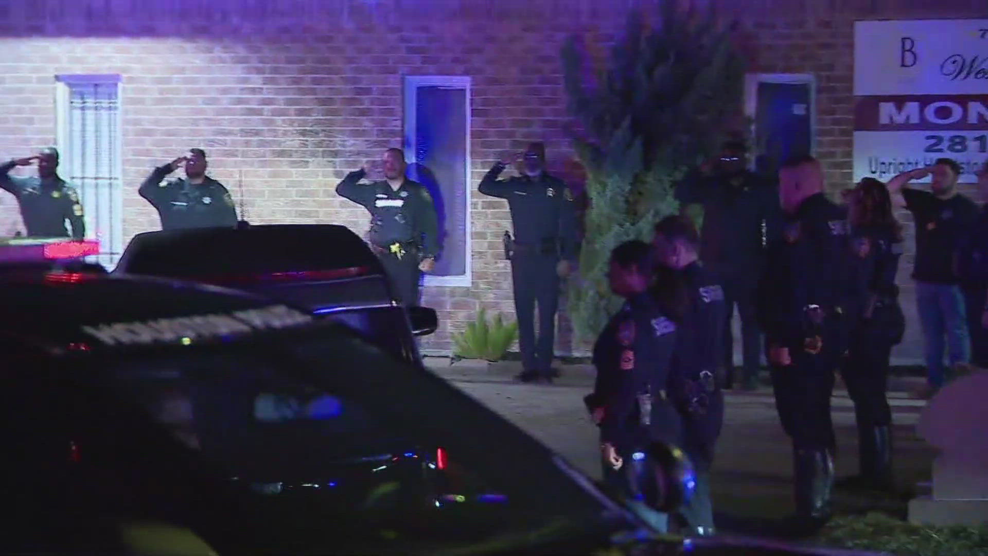 Body of fallen HPD Senior Officer Alex Roberts returns to Houston