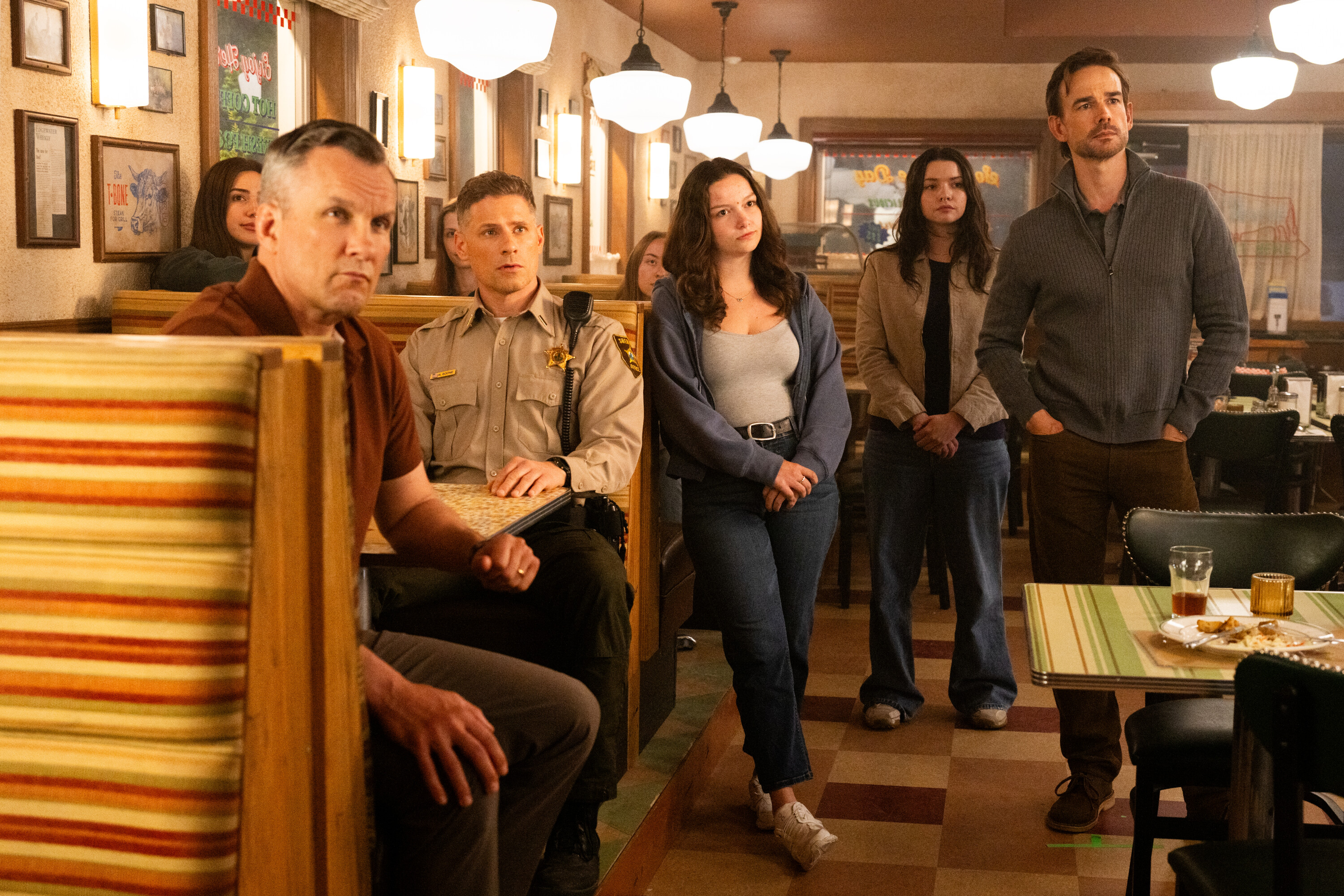 Morena Baccarin Leads ‘Sheriff Country,' a Gritty New ‘Fire Country ...