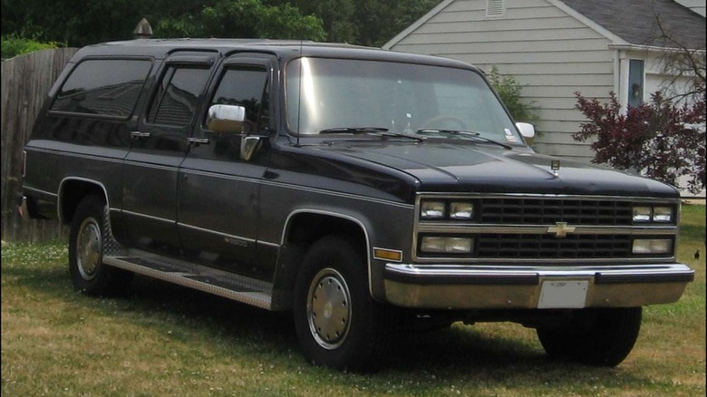 Every Chevy And GMC Model Powered By The GM-Detroit Diesel V8 Engine