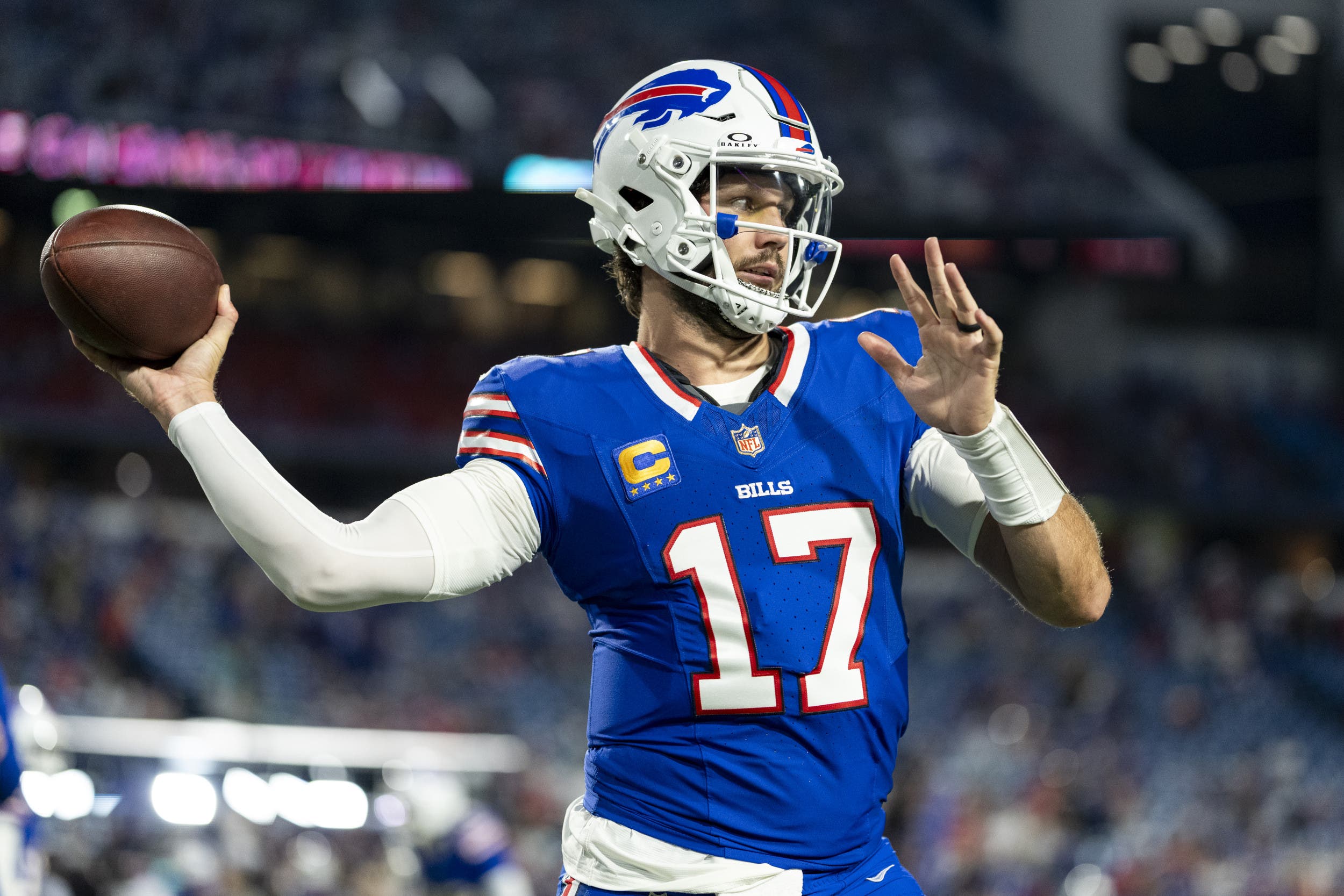 Bills QB Josh Allen Has Broken a Major Patrick Mahomes Record