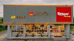 Mau Karier di Richeese Factory? Tersedia Lowongan Kerja untuk Berbagai ...