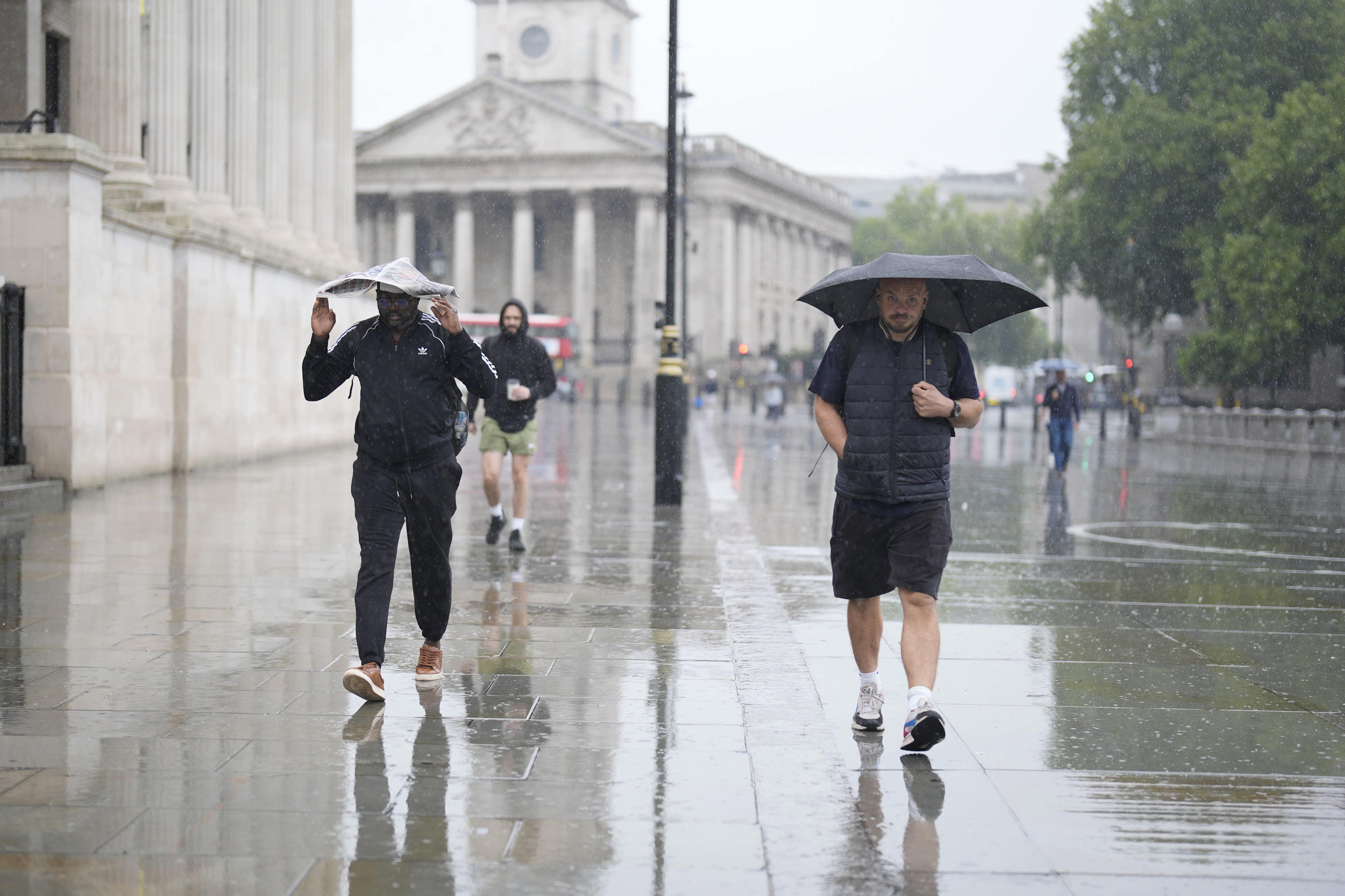 London travel news LIVE: Four Tube lines hit with rush-hour delays