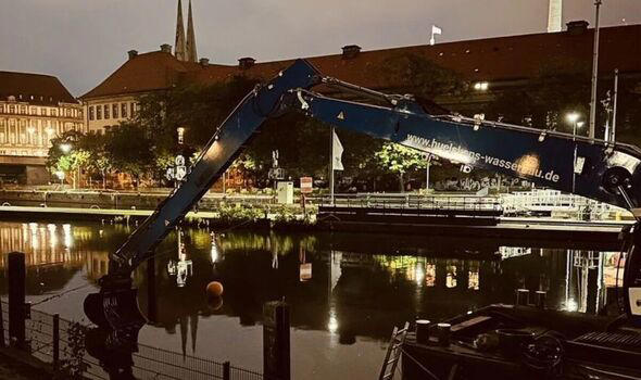 Chaos in Berlin as 20,000 evacuated after WW2 bomb discovered