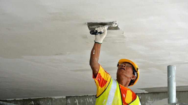 Common Mistakes To Avoid When Skim Coating A Popcorn Ceiling