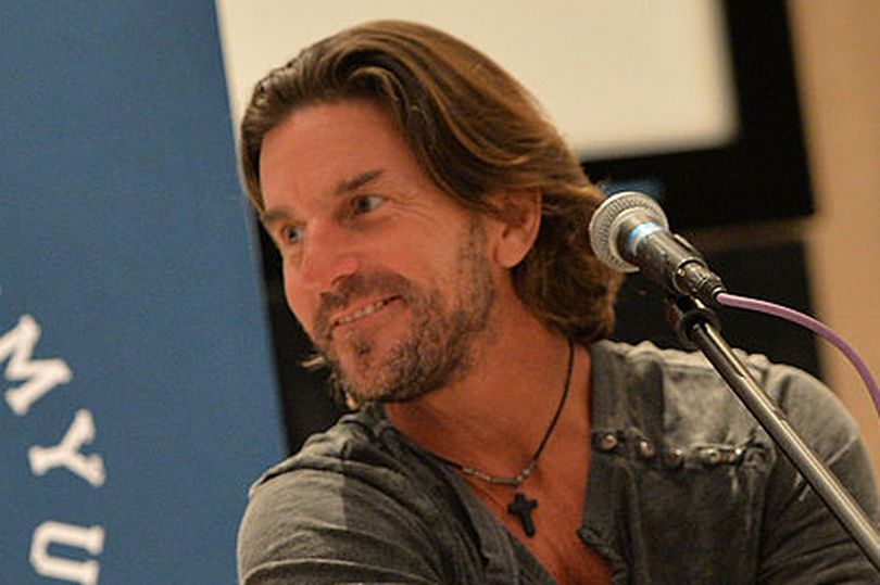 Country singer Brett James dies aged 57 in North Carolina plane crash ...