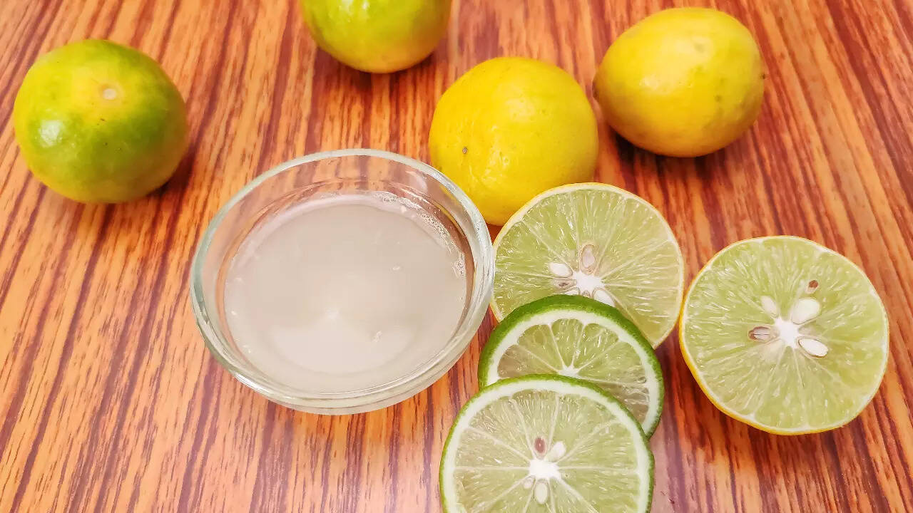5 foods to combine with coconut water to boost its nutritional value