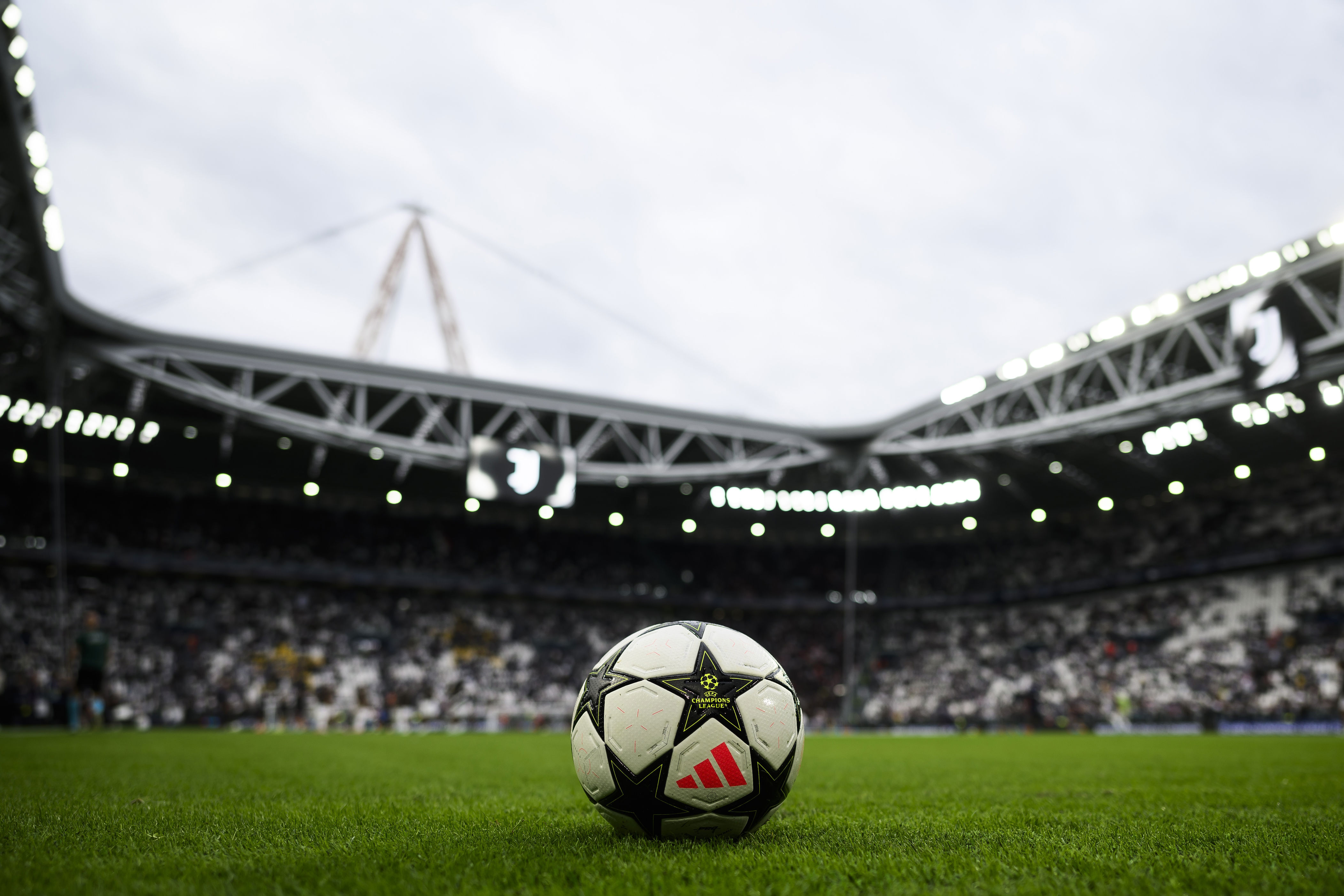 Dit is de stand in de competitiefase van de Champions League na vier rondes