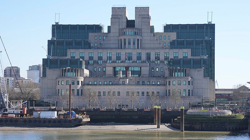 UK spy agency MI6 launches new portal to recruit foreign informants via ...