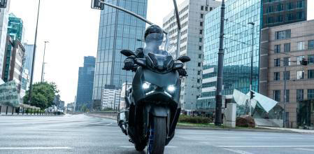 5 scooters de 300 cc, la mejor cilindrada para combinar recorridos ...