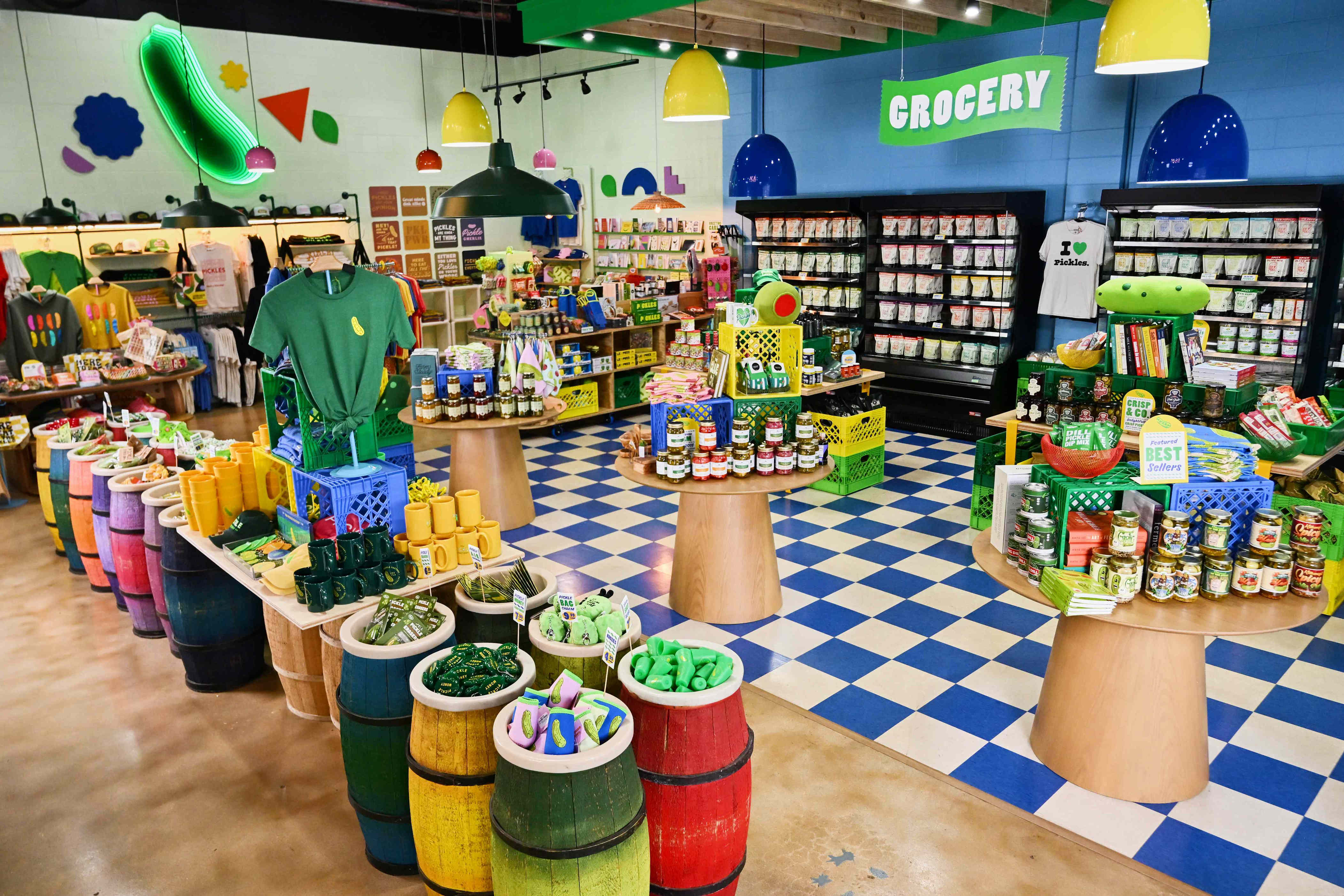 This Southern Pickle Superstore Has Over 14,000 Varieties Of Pickles ...