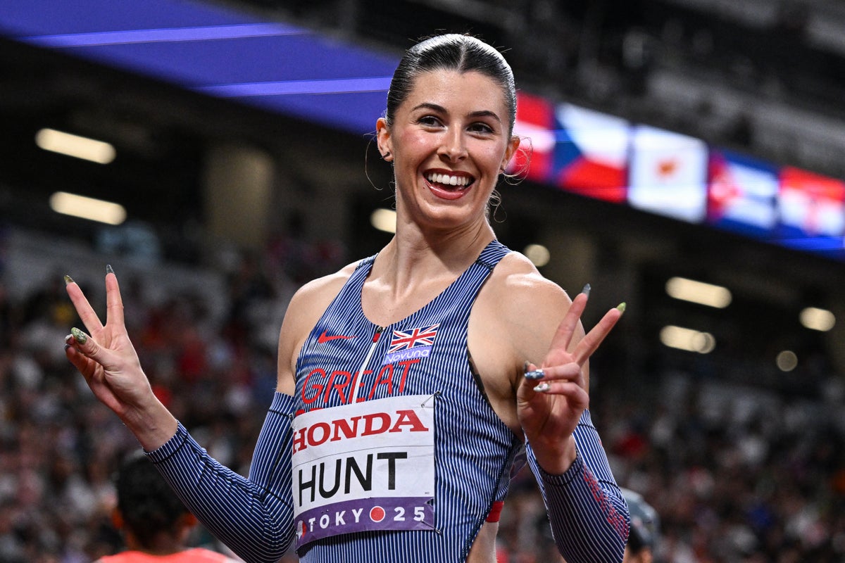 World Athletics Championships live: GB’s Amy Hunt wins 200m silver ...
