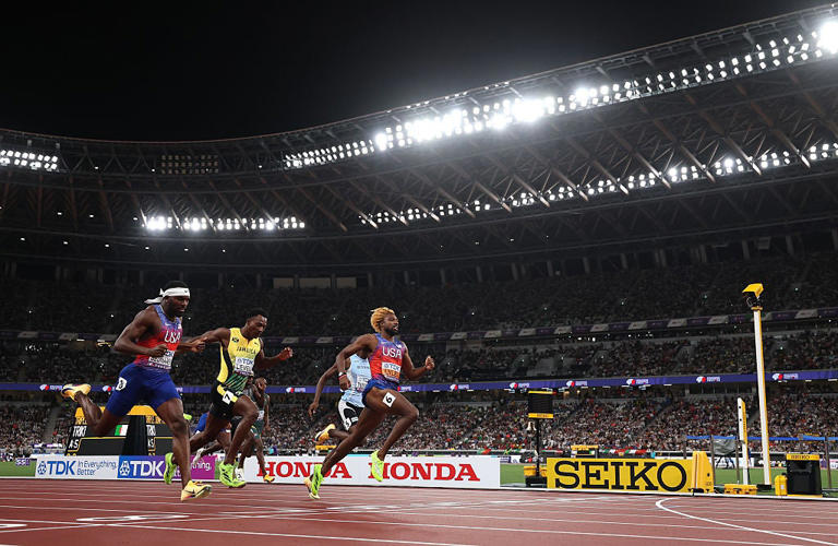 World Athletics Championships live: GB’s Amy Hunt wins 200m silver ...