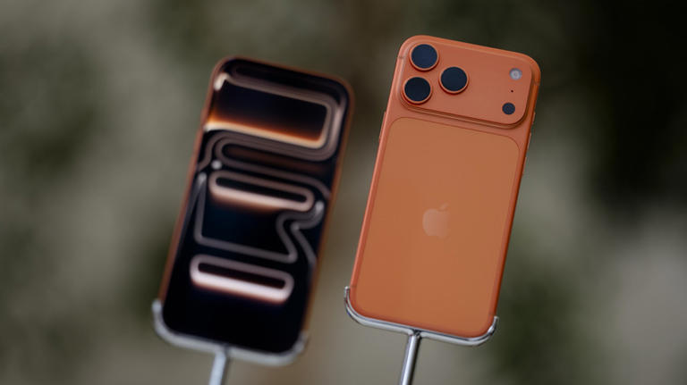 iPhone Air Vs. iPhone 17 Pro Max: The First Real-Life Battery Test ...