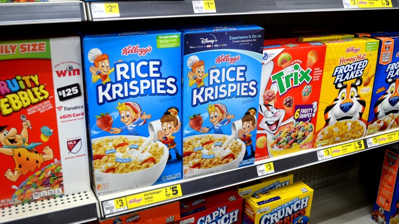 7 Memorable Cereal Box Prizes From The '80s