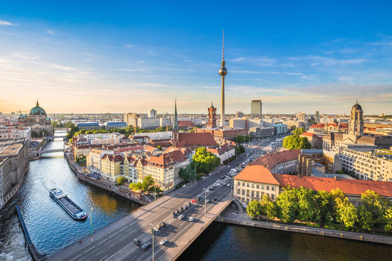 Nearly 20,000 evacuated after unexploded WWII bombs discovered in Berlin