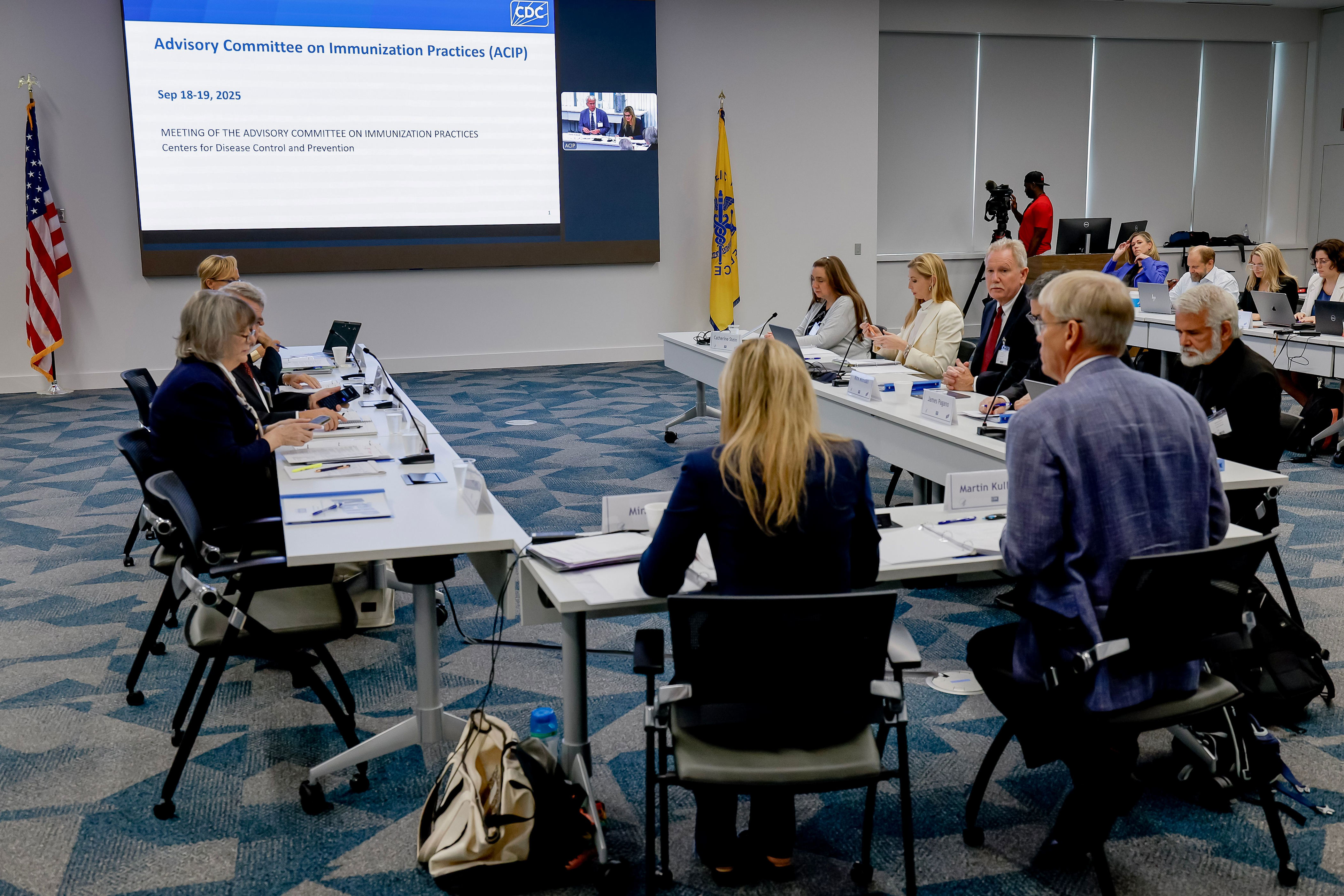 RFK Jr.’s vaccine advisers add hurdle to getting covid shots