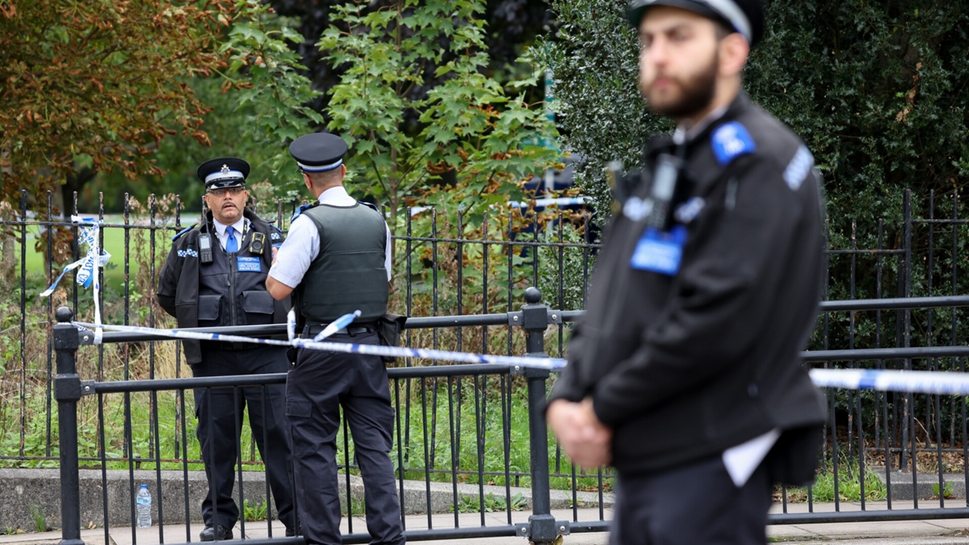 Spionage für Russland: Briten nehmen Verdächtige fest