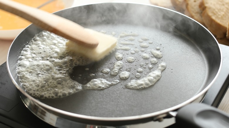 11 Common Mistakes To Avoid When Flipping Eggs