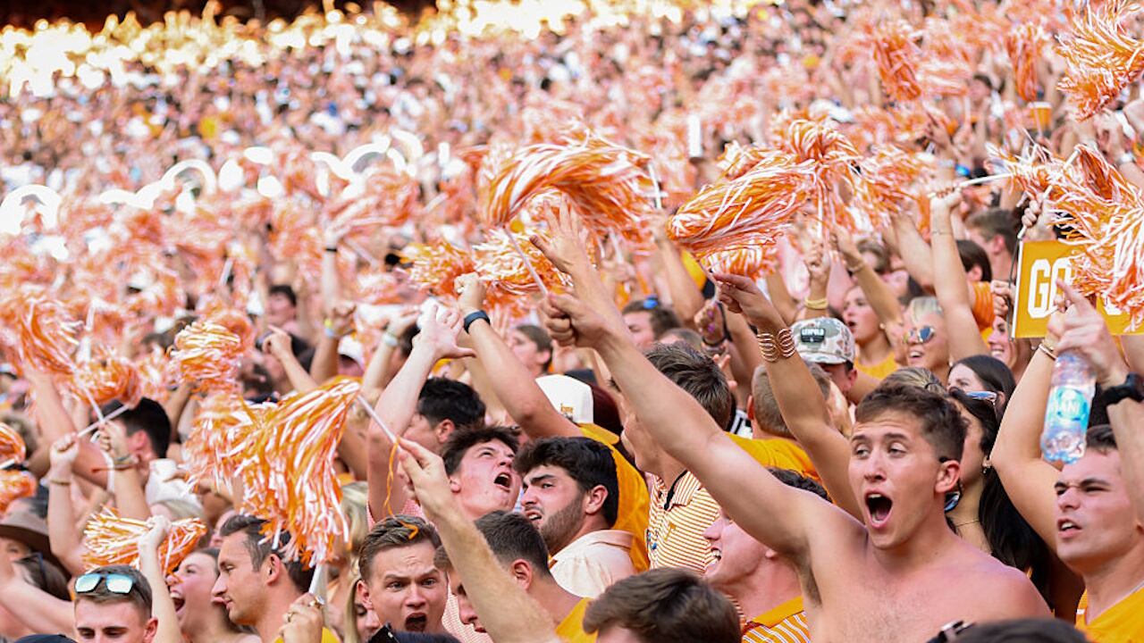 ‘I got Coldplayed’: Expressive Vols fan who skipped work to attend game ...