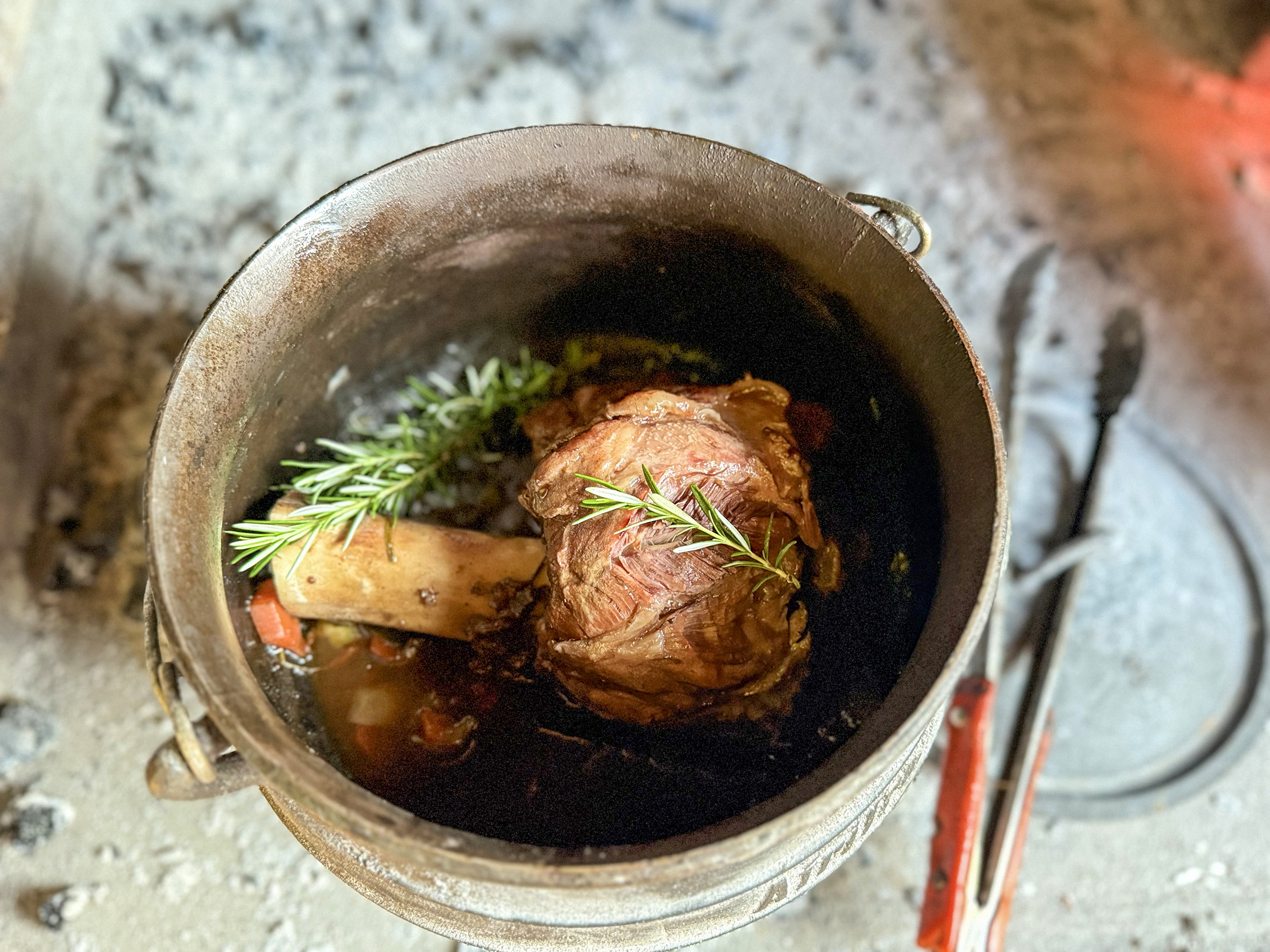 Ten recipes for a three-legged pot this Braai Day