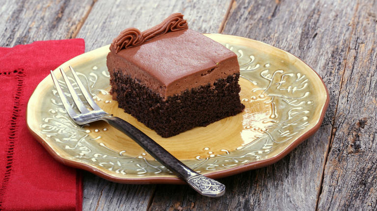 10 Vintage Chocolate Treats That Deserve A Comeback