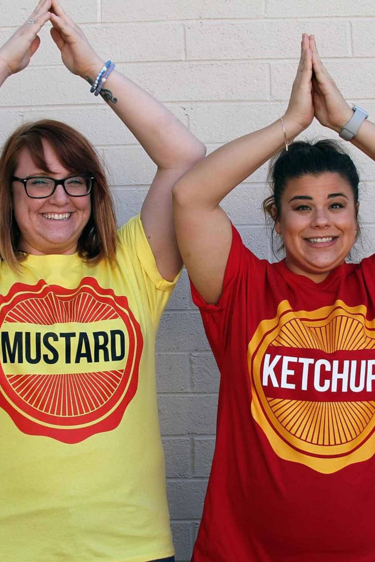 35 Bestie Halloween Costumes You Haven’t Seen Everywhere