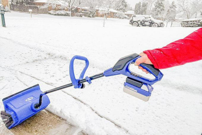 Snow and slush are no match for the Snow Joe shovel