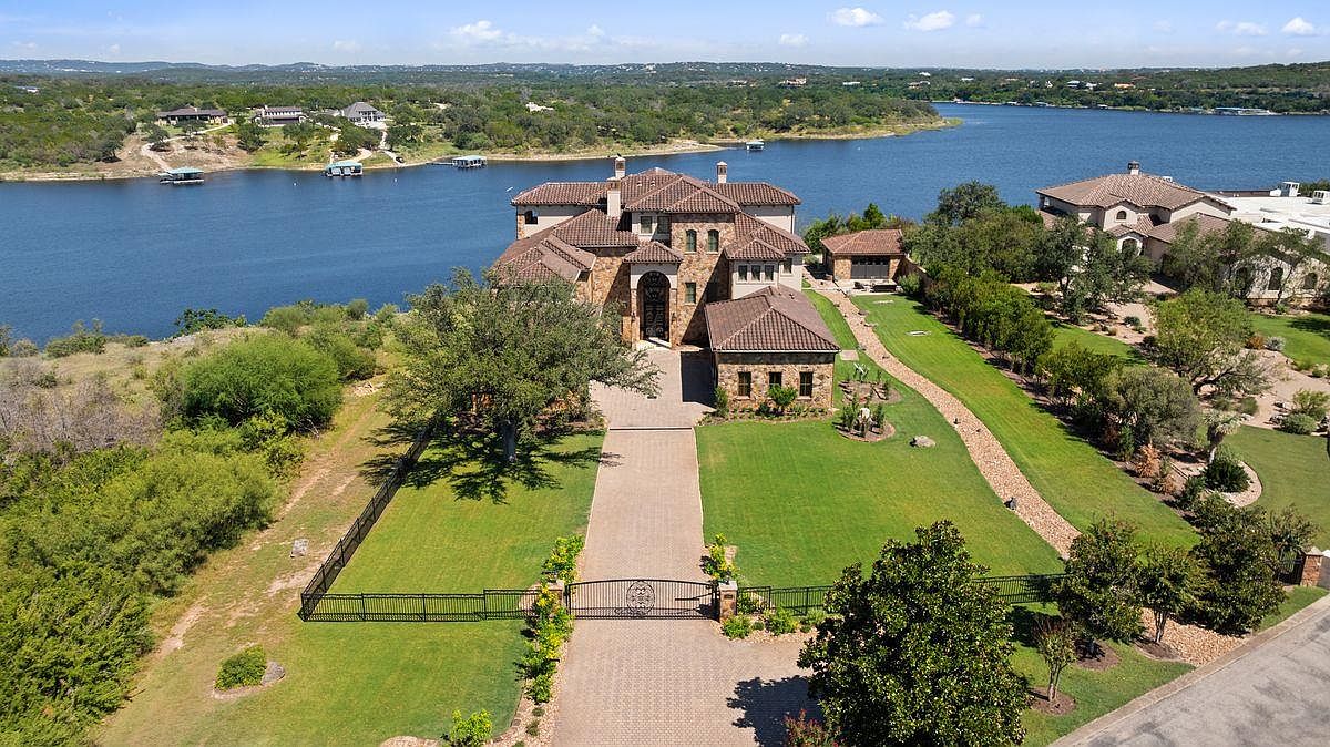 Lakefront Retreat in Texas with Private Tram to Lake Travis, 7 Bedroom ...