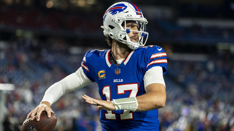 Josh Allen hits 300 total touchdowns in 127 career games, fastest in ...