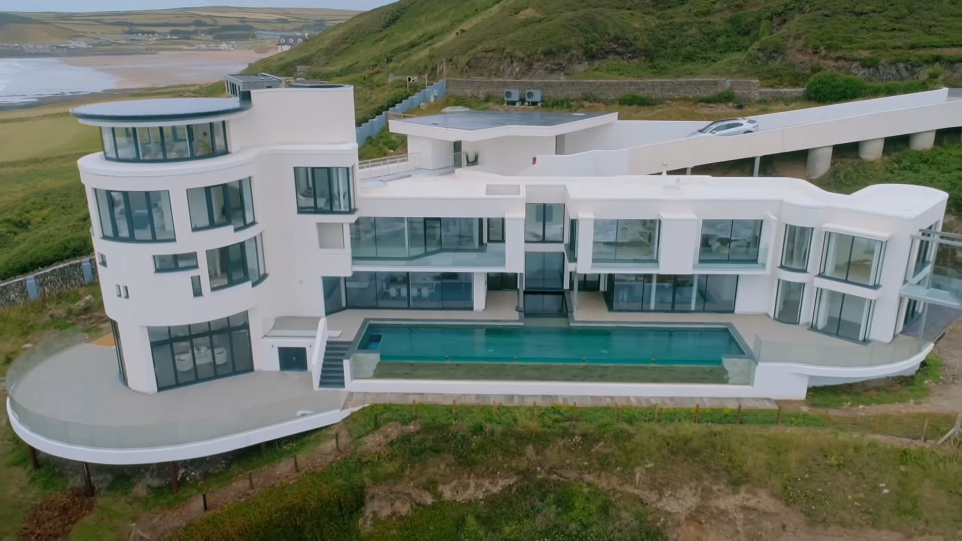 Grand Designs' tragic tales of debt and broken dreams
